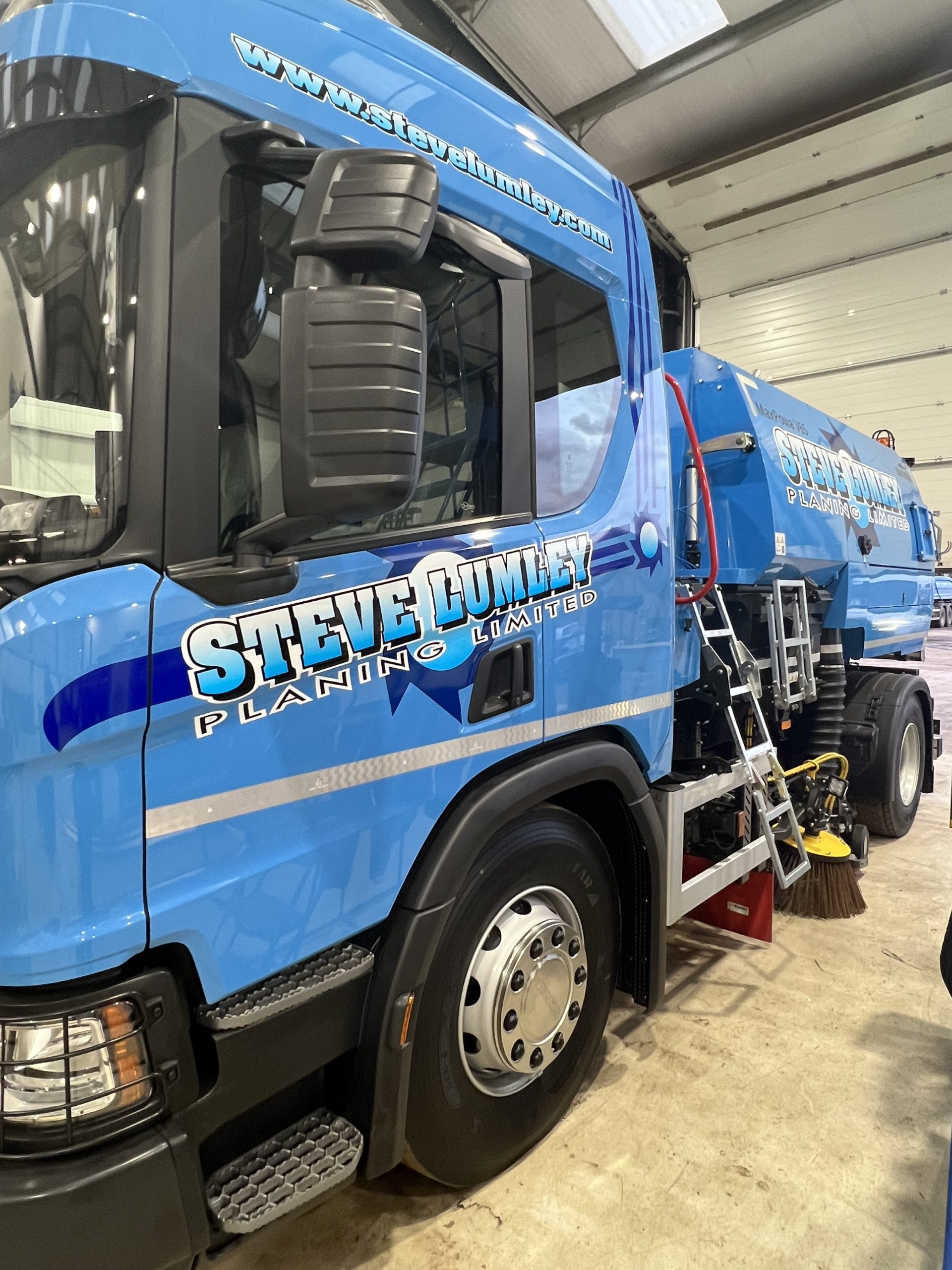 A NEW Sweeper Joins The Lumley Fleet ⋆ Steve Lumley Planing Limited